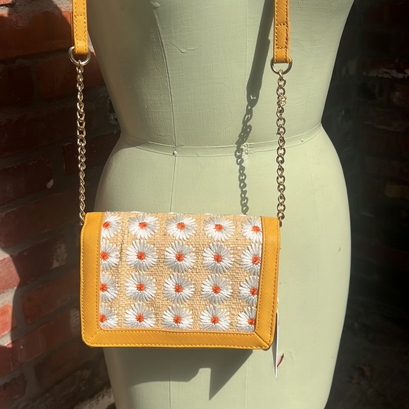 Jessica Simpson | Bags | Nwt Jessica Simpson Yellow Daisys Floral ...
